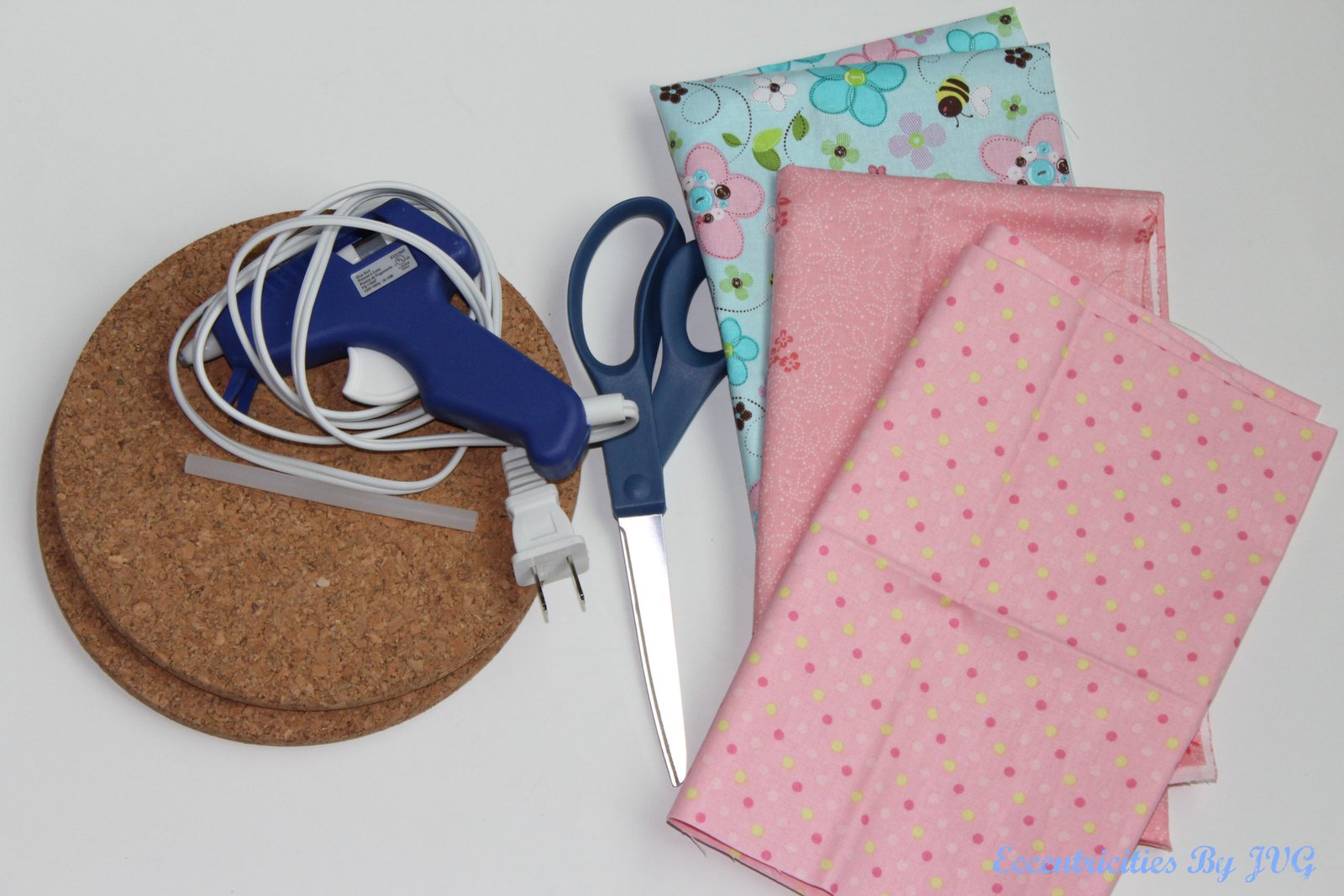 How To Make Pinboards For Kids Study Room Easy Diy To Make With Kids